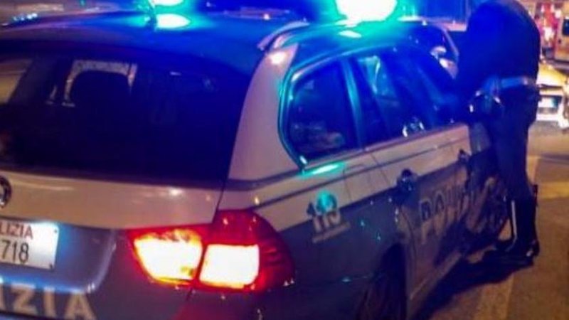 I poliziotti sventano tre furti in poche ore I poliziotti sventano tre furti in poche ore